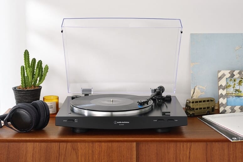 Audio-Technica’s AT-LP3XBT Fully Automatic Belt-Driven Wireless ...