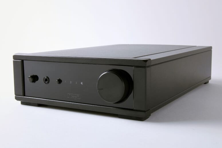 Rega System One - All-in-one Analogue HiFi System | Smart Home Sounds