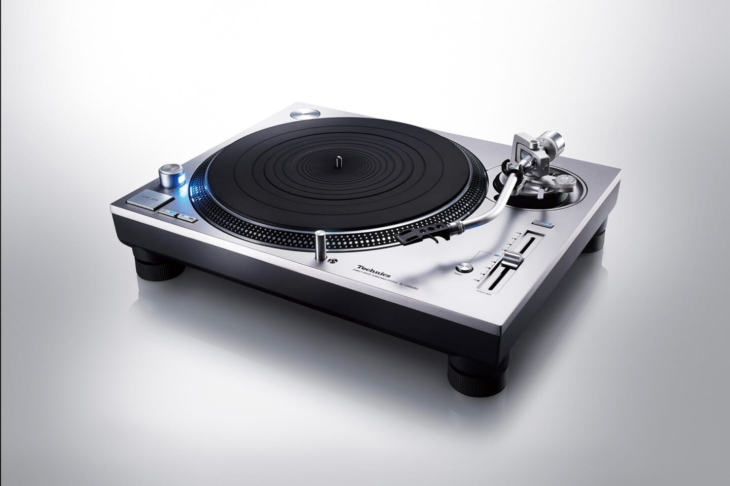Technics SL-1200GR2 Direct Drive Turntable | Smart Home Sounds