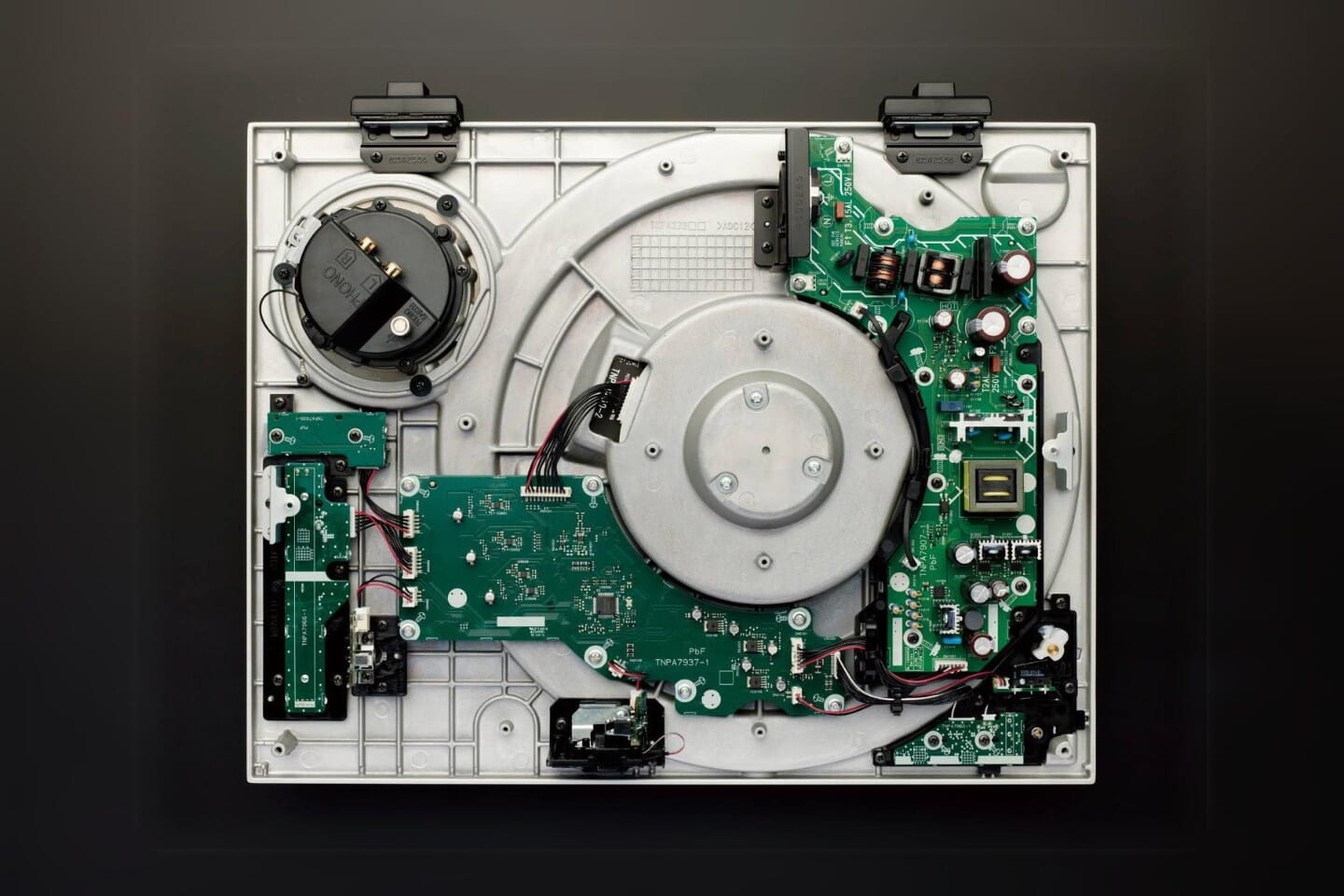 Technics SL-1200GR2 Direct Drive Turntable | Smart Home Sounds